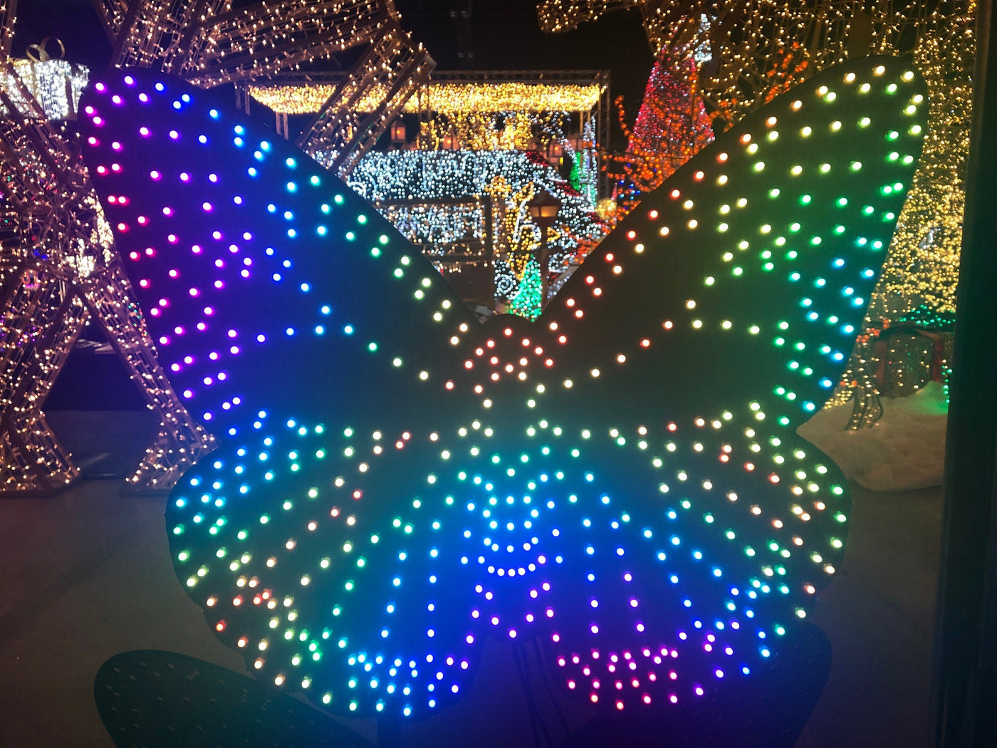 Christmas | Quality Coro Props and Decor - Boscoyo Studio